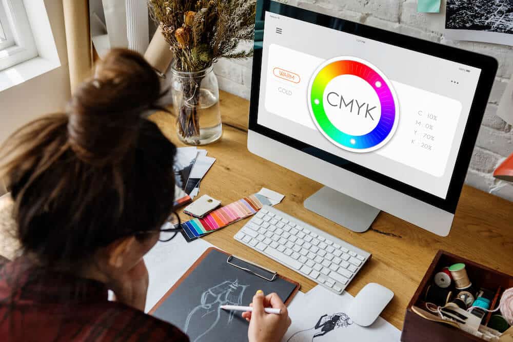 How to Choose Your Logo Colors - LogoMakr